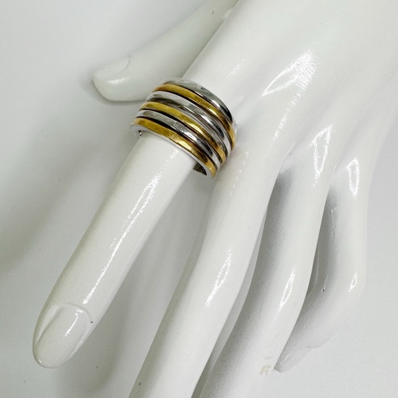 Lia Sophia | Jewelry | Lia Sophia Retired Echo Ring Two Tone Multiband ...